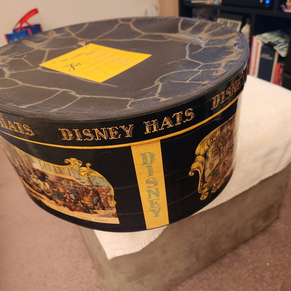 Doran | Accessories | Vintage Dorans Top Hat Vintage Disney Hat Box ...